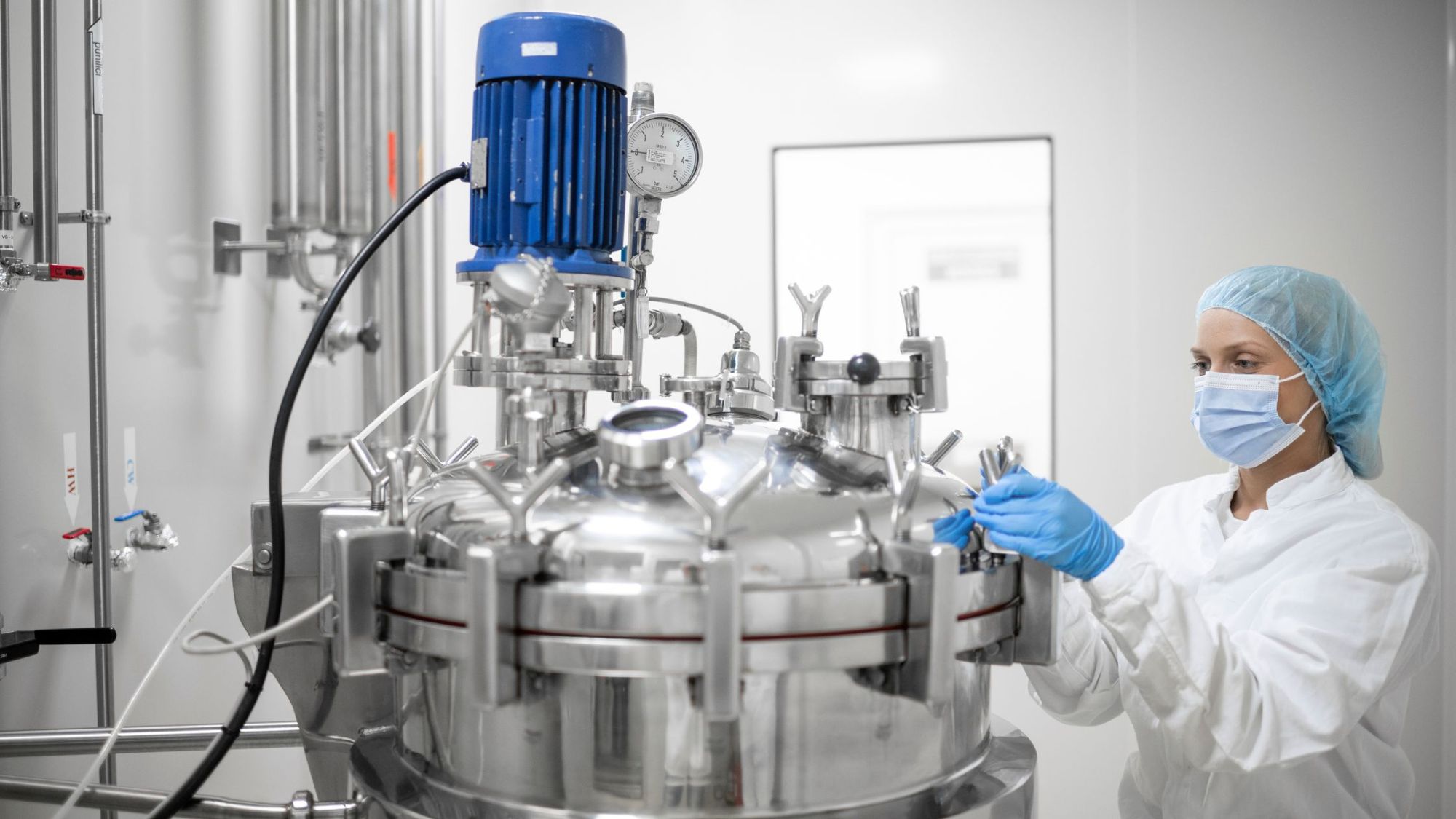 Medical Computer Carts, Workstation on Wheels, Build for NHS | Kinetic-ID