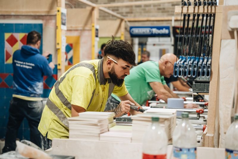 Expert Tiling Courses UK - UK Tiling Training Courses