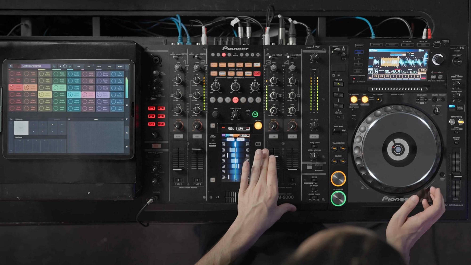 MIXVIBES - Professional DJ Software & Music Mixing Tools for Creators