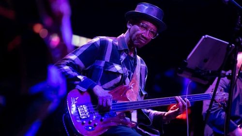 Alphonso Johnson: Legendary Bassist & Musician | Official Site