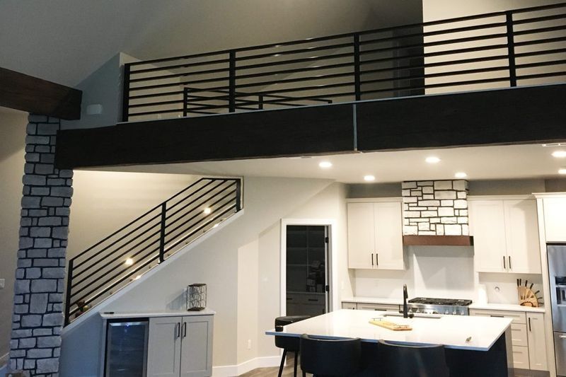 Gallery – Edge Rail & Screen