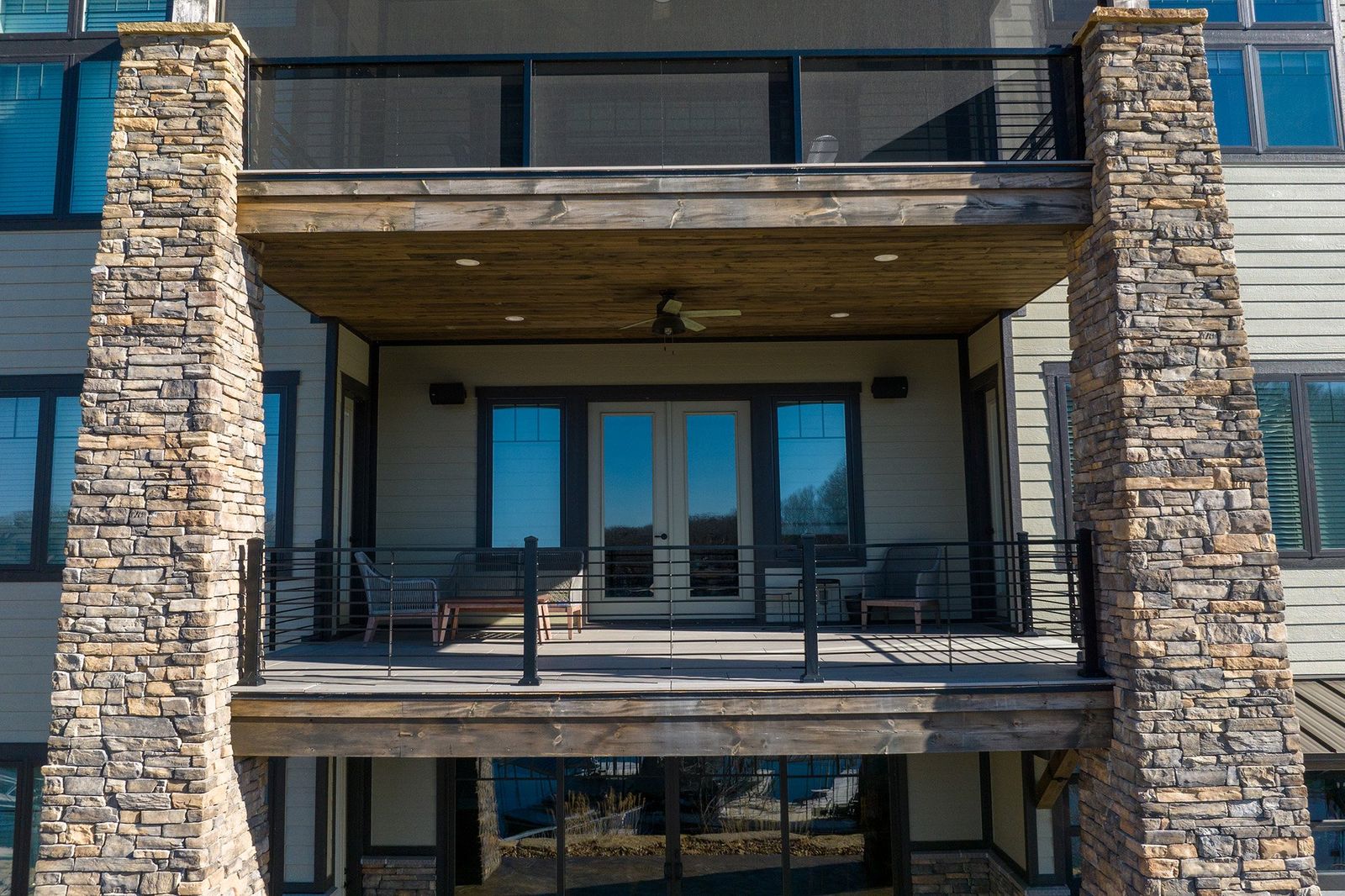 Gallery – Edge Rail & Screen