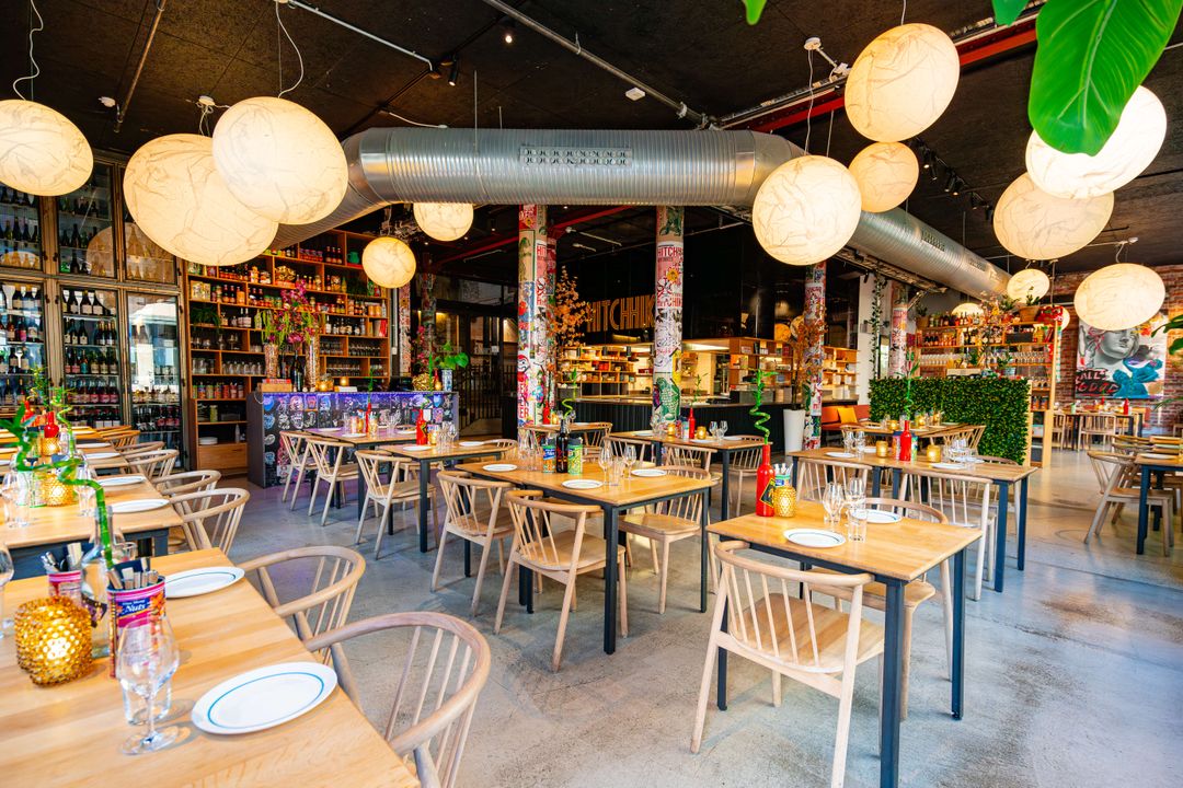 Spis og drikk - Restaurant Hitchhiker - sentralen.no