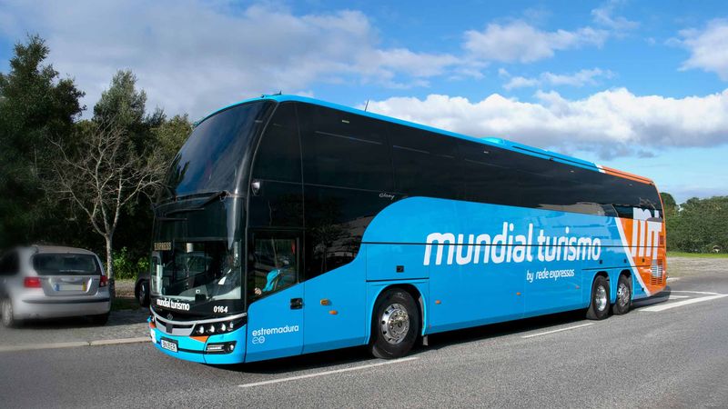 Nova era de conforto: Rede Expressos eleva serviço Lisboa - Porto com a ...