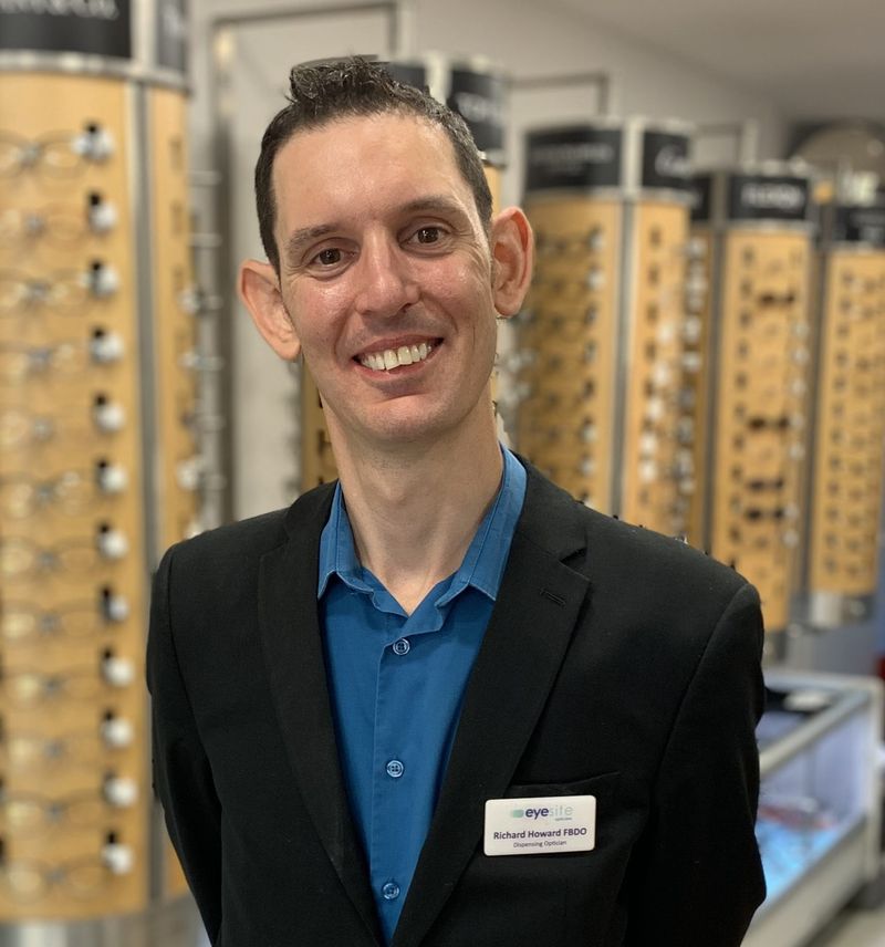 Opticians in Winchester | Eye Test Winchester | Eyesite