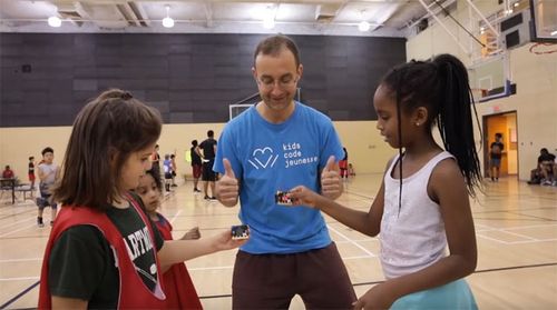 Playing micro:bit basketball in class