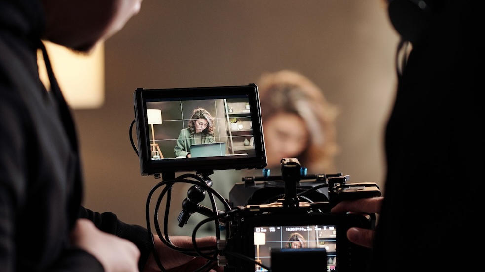 Essential Equipment for Professional Video Production Services | Goodsides