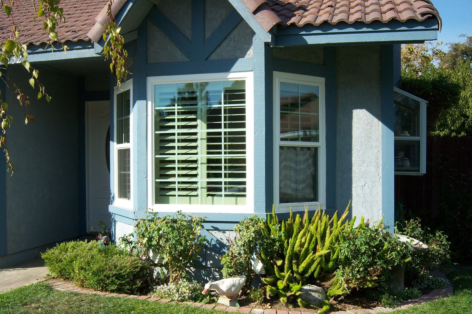 Replacement Windows Anaheim CA | CAT Exteriors