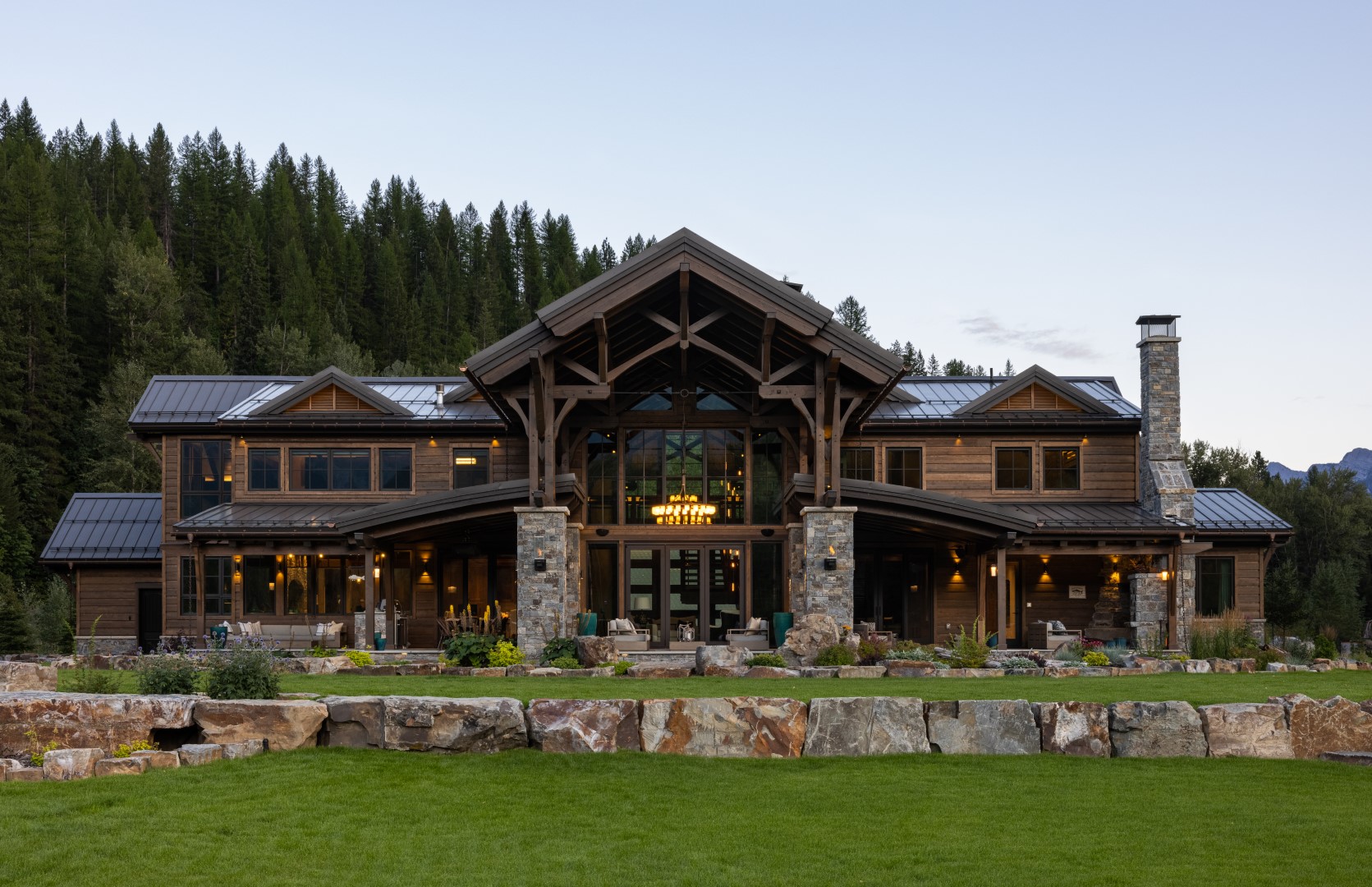 Kootenay Mountain Chalet | Canadian Timberframes