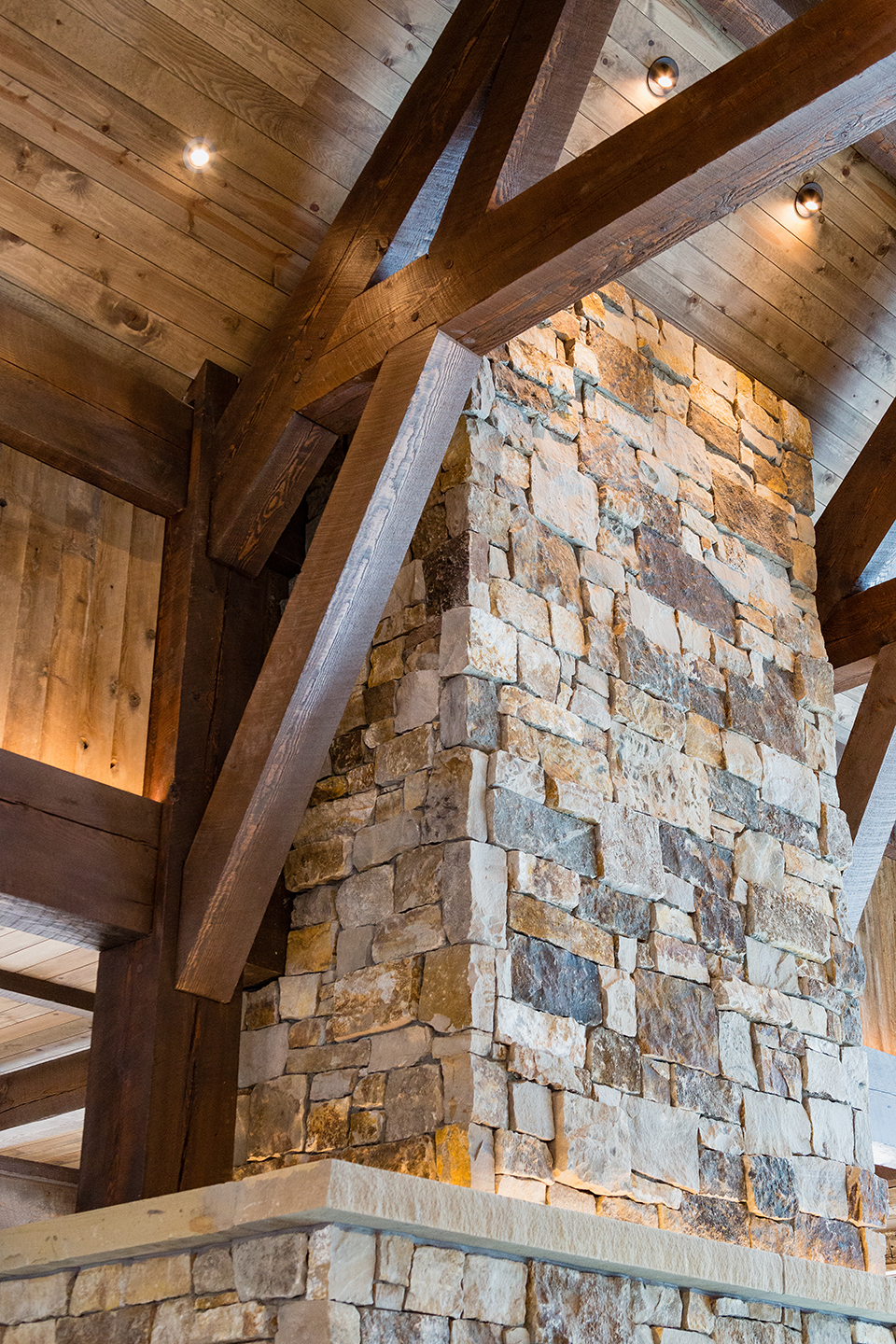 Durango Timber Home | Canadian Timberframes
