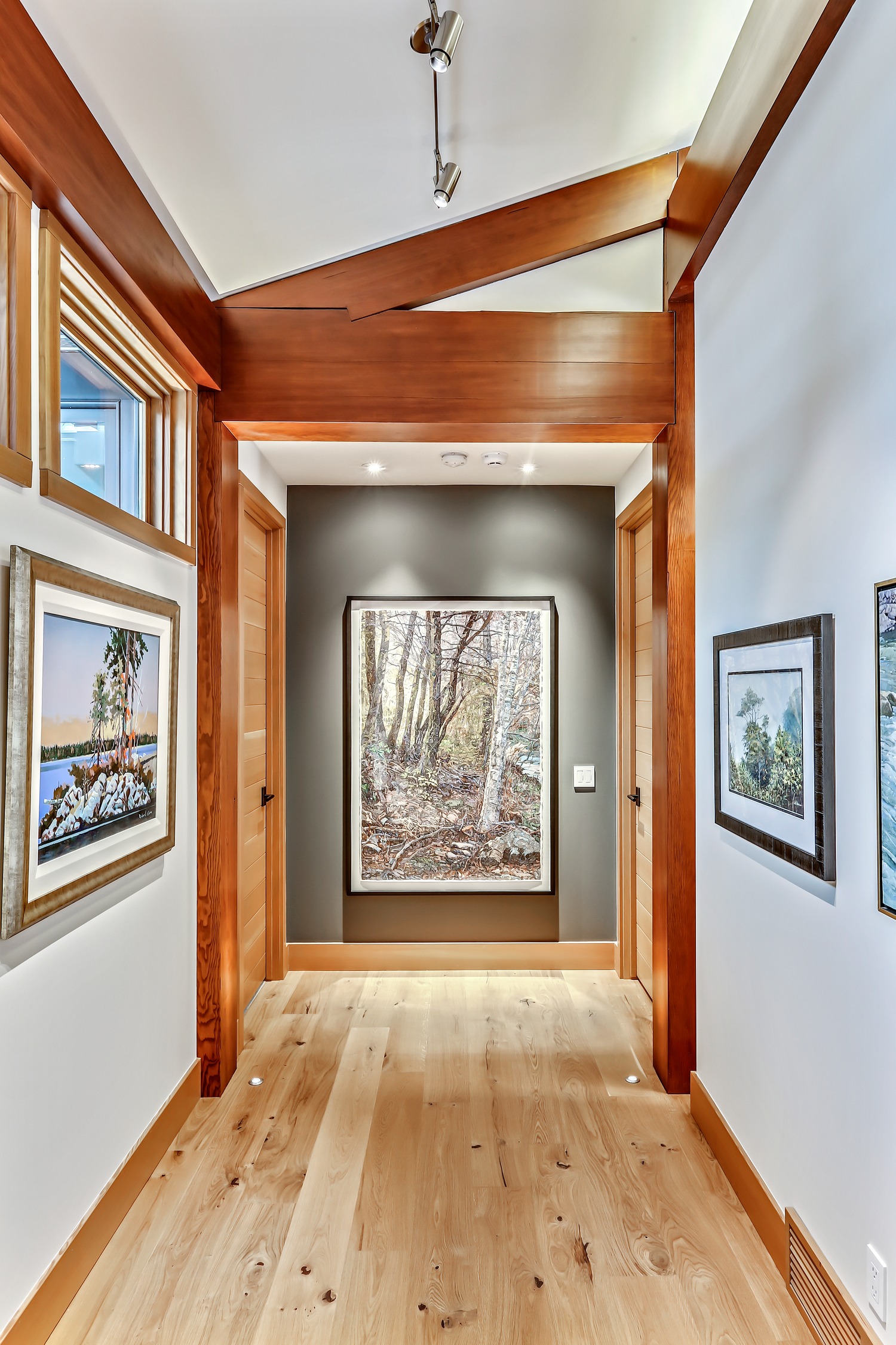 Calgary City Living | Canadian Timberframes