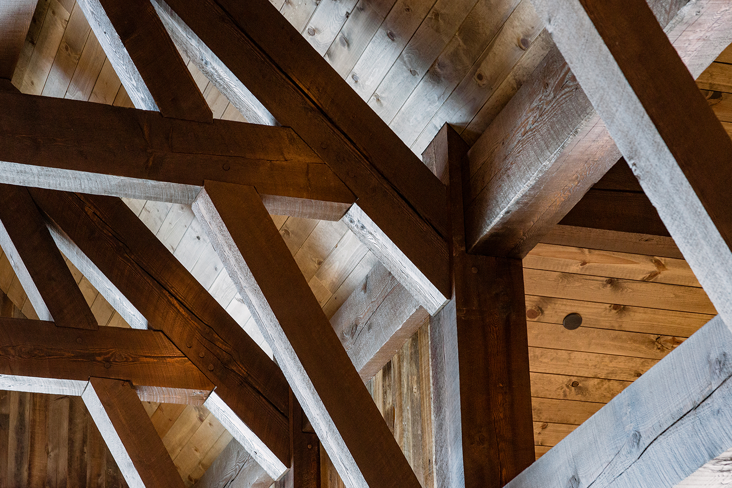 Durango Timber Home | Canadian Timberframes