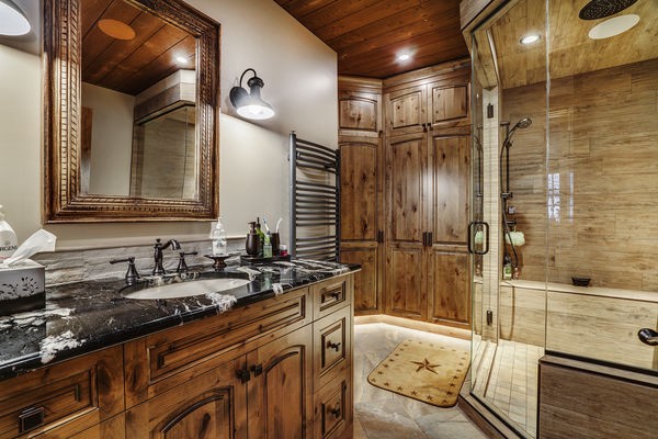 Rustic 'River' Calgary | Canadian Timberframes