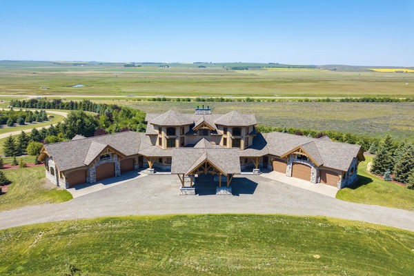 Rustic 'River' Calgary | Canadian Timberframes