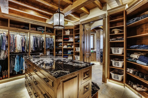 Rustic 'River' Calgary | Canadian Timberframes