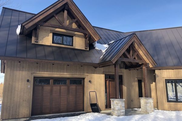 Bromont Timber Frame Chalet | Canadian Timberframes