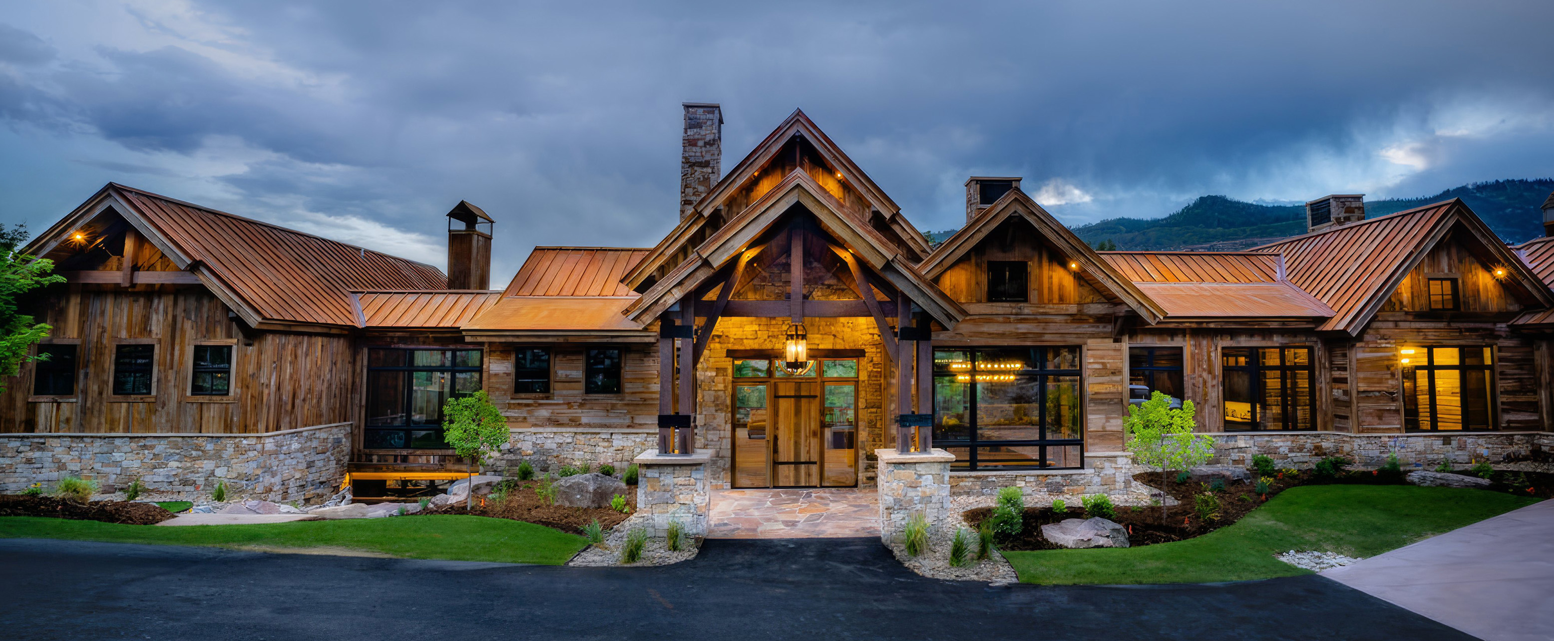 Canadian Timberframes | Timber Frame Experts