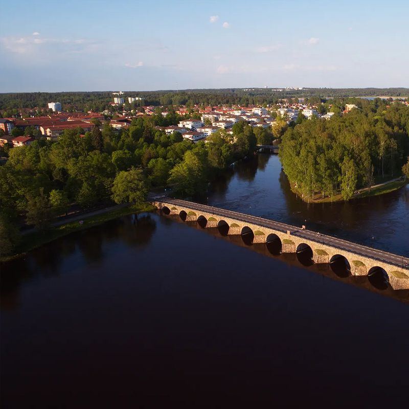 Kramp i benen: orsaker, behandling och när man bör söka hjälp ...
