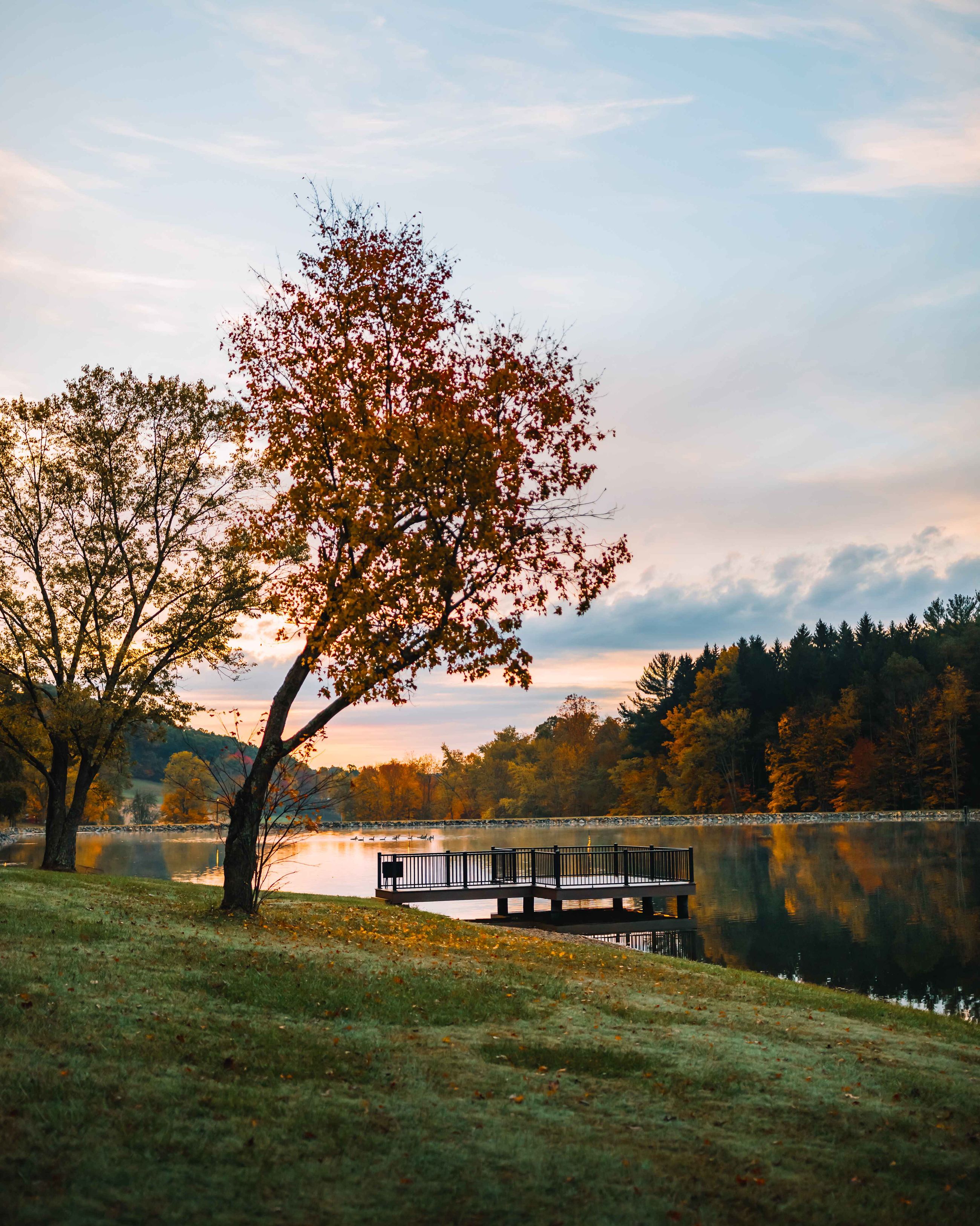 Luxury Vacation Cabins and A-Frames | Paradise Lake