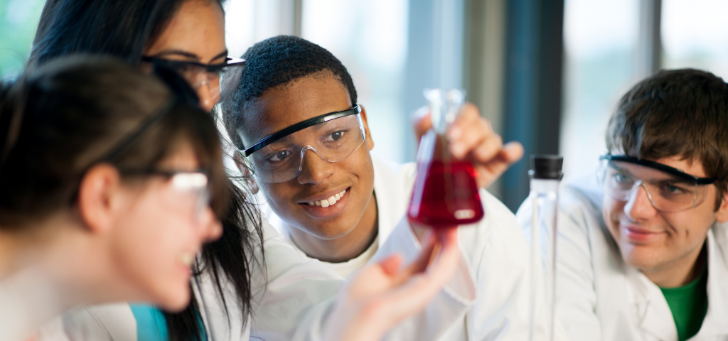 Guide to High School Science Courses: What You Need to Know