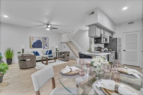 Luxury Apartments Spring - Spring Apartments for Rent |Discover The Retreat