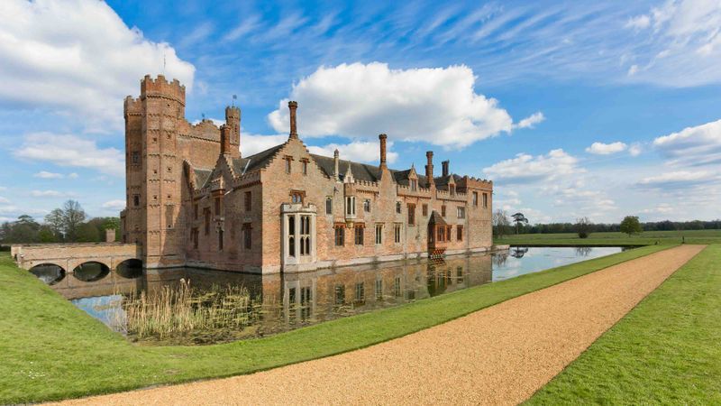 Oxburgh Hall: The Historic Home of the Bedingfeld Family in Norfolk ...