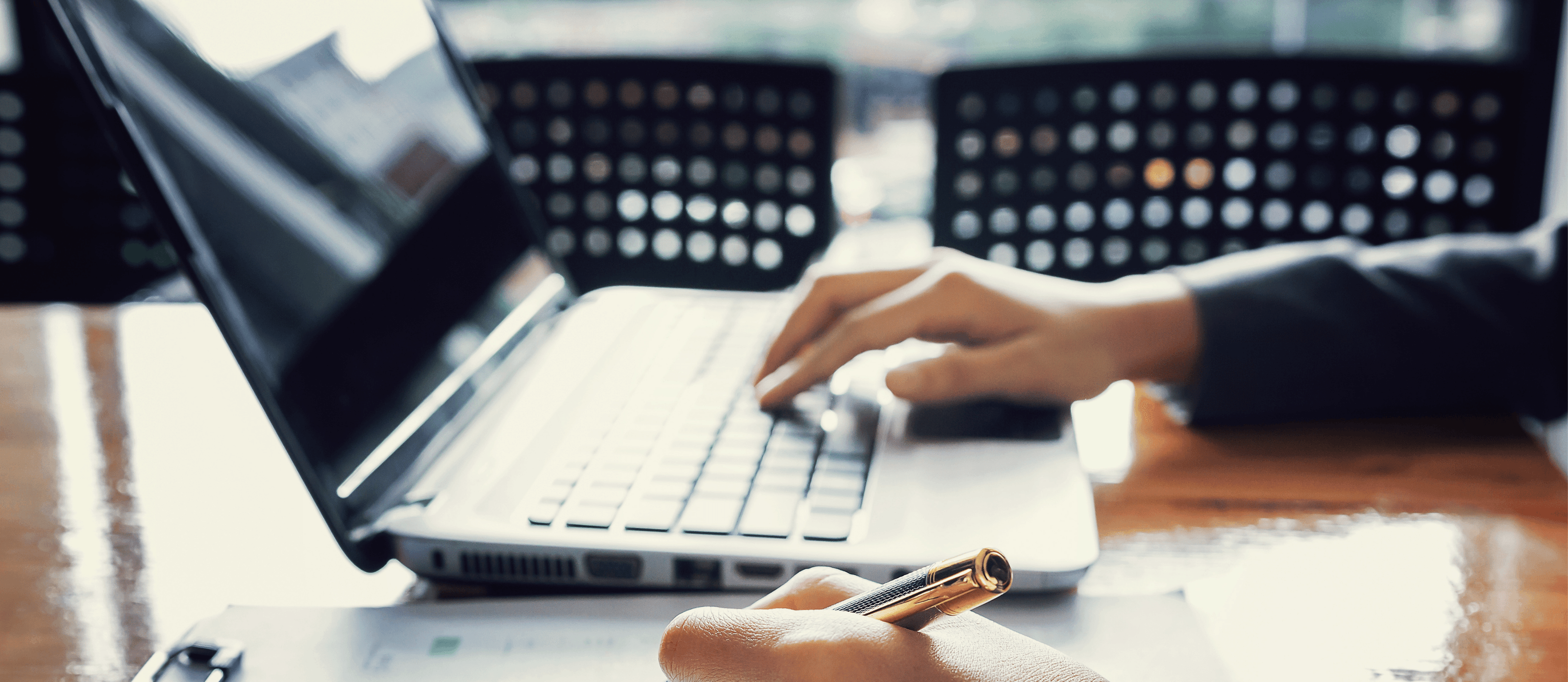 What Is an Administrative Assistant?