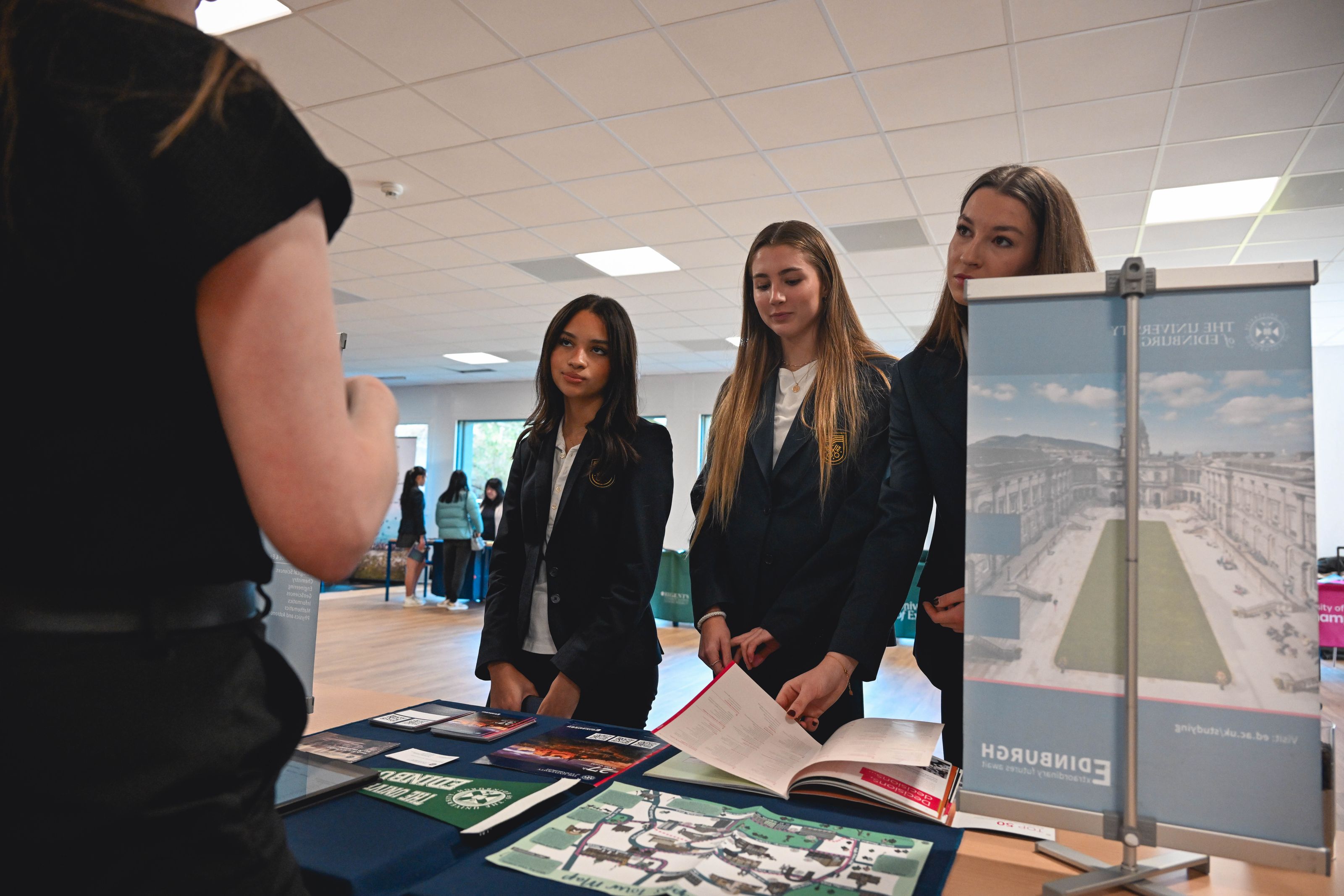 Le Régent: Premier International Boarding School