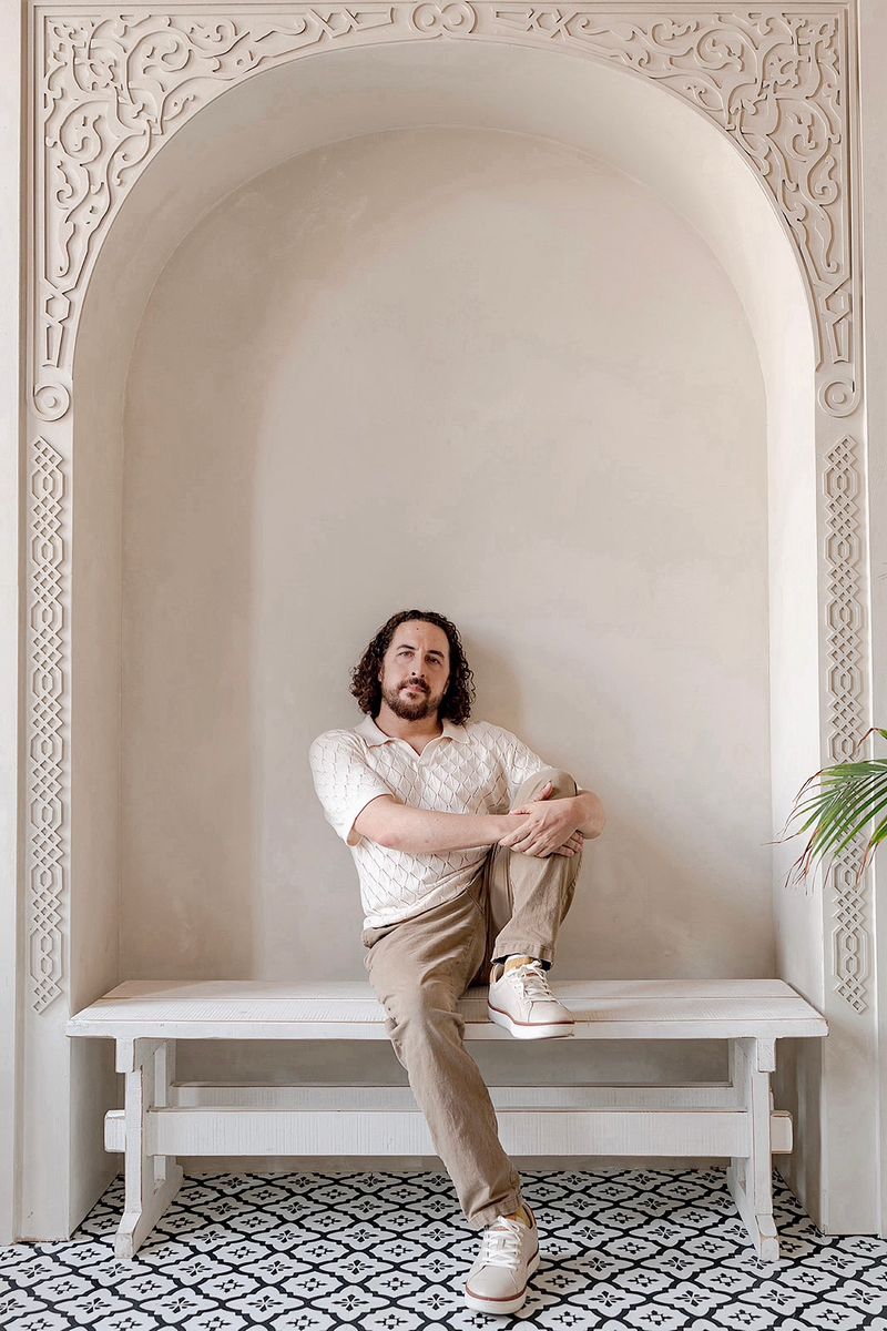 Bio - Jordan Walker Ross