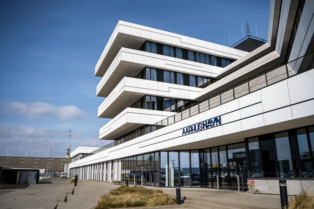 Aarhus Havns administrerende direktør fratræder sin stilling