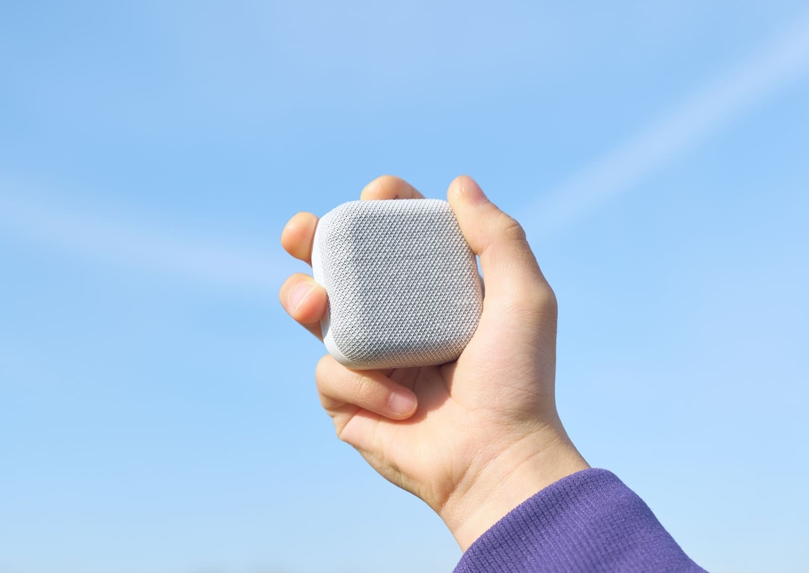 Japan’s #1 GPS Tracker for Kids with 2-Way Voice Messaging | BoT US