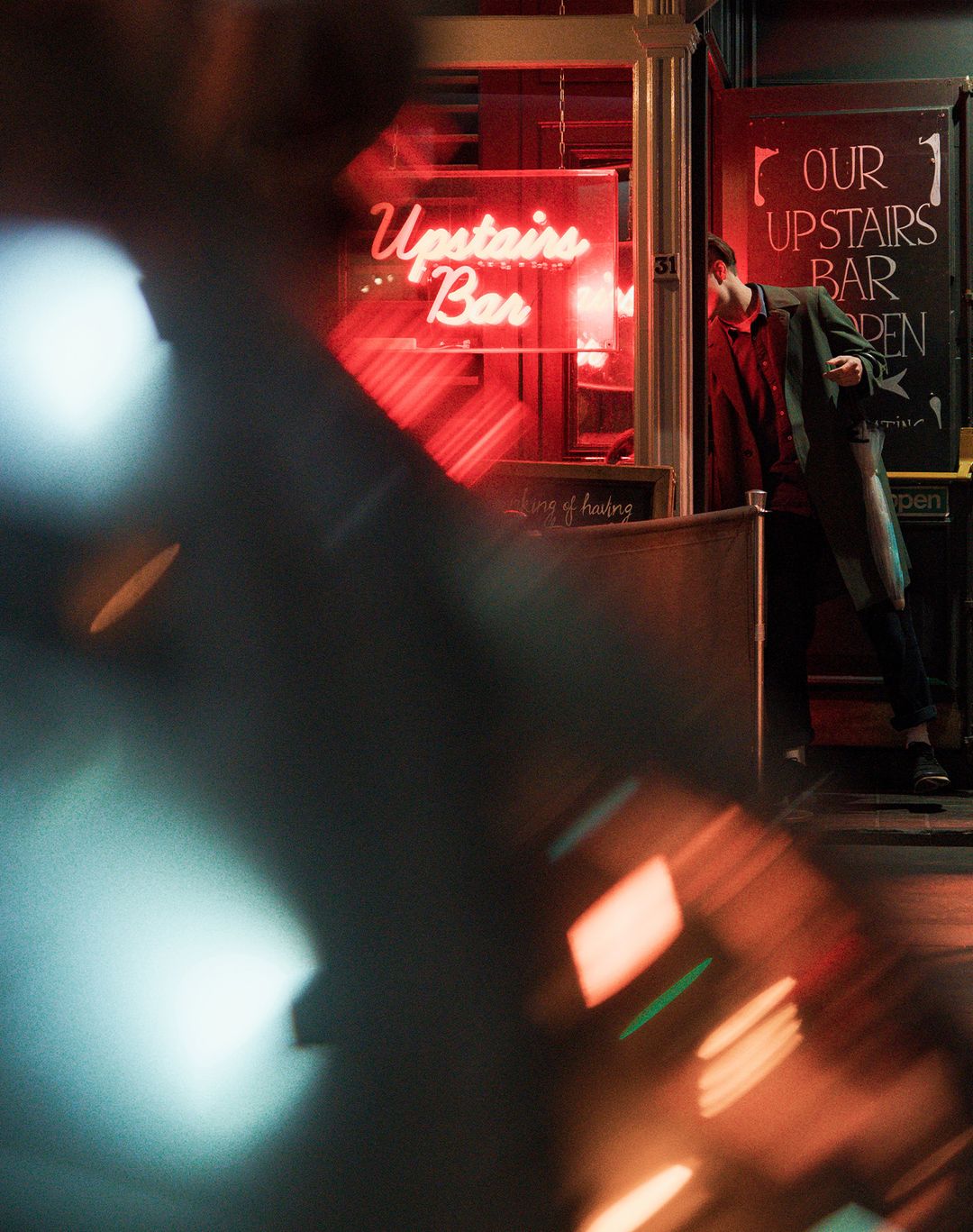 Neon signs - how they work, how they perform and are there alternatives ...
