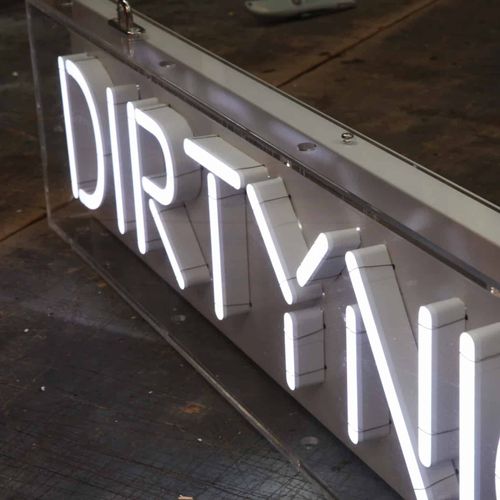 Neon signs - how they work, how they perform and are there alternatives ...