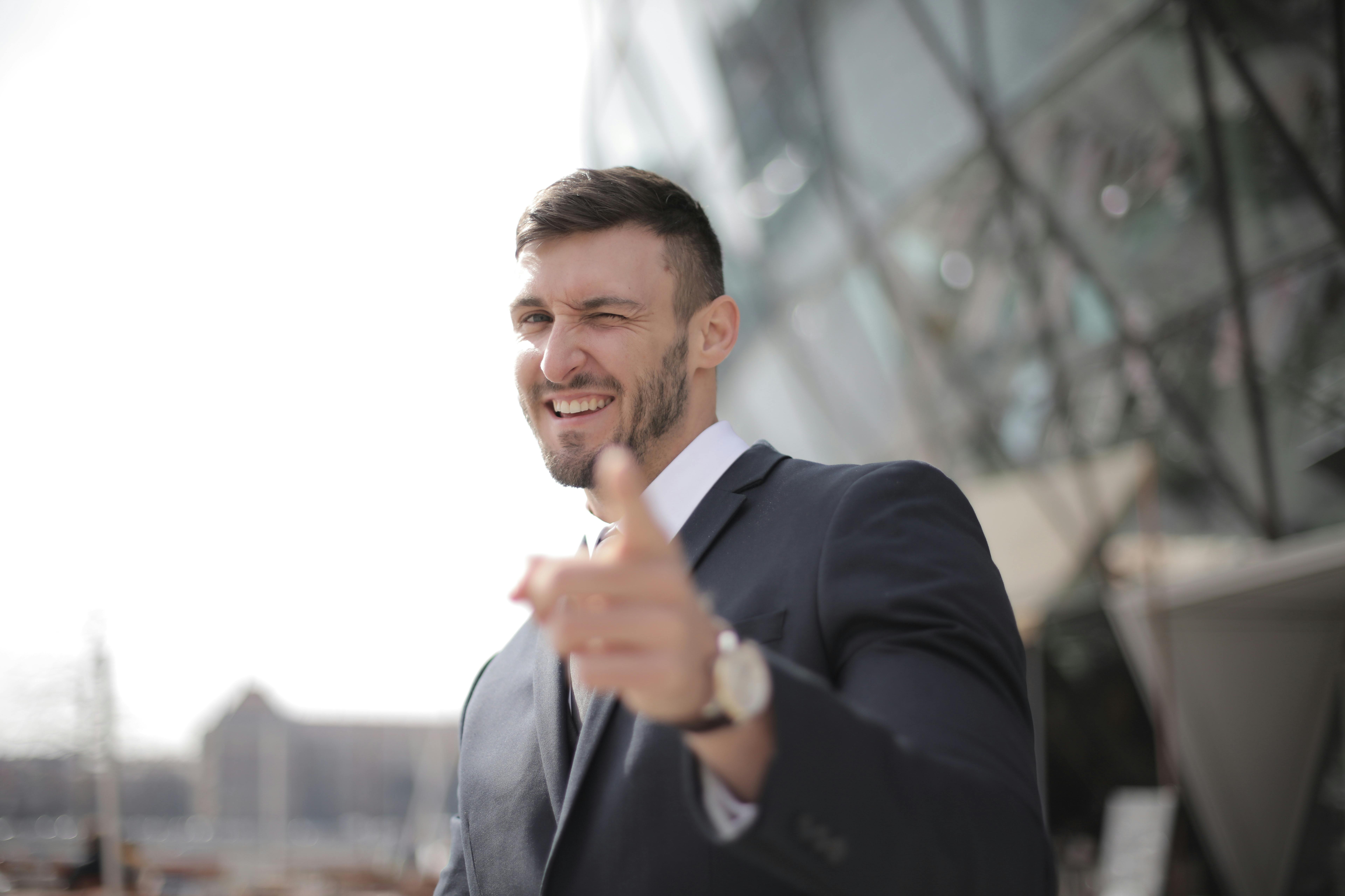Maximizing Marketing ROI: Leveraging the Power of Content Analytics Tools