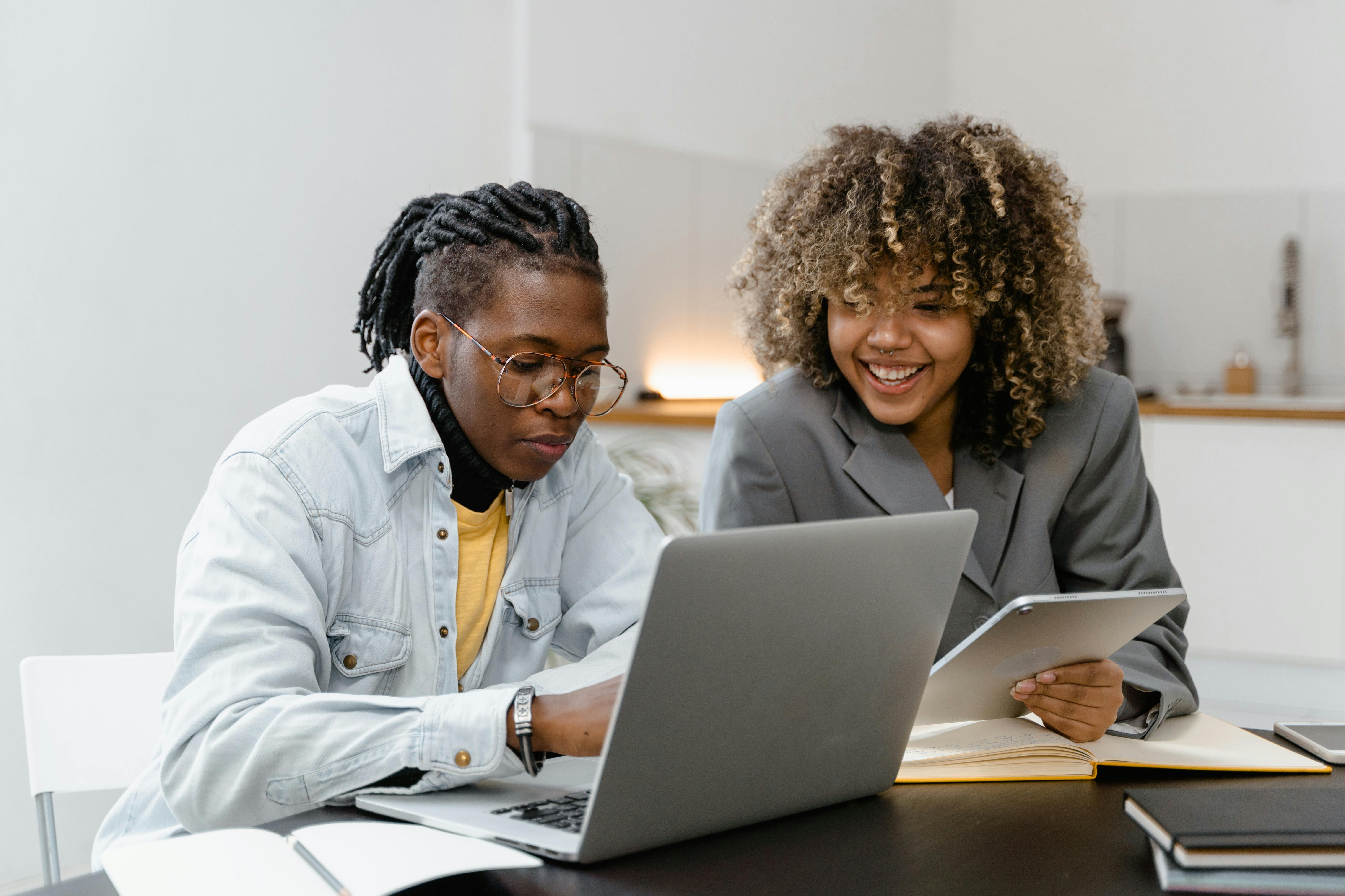 Maximizing Content Marketing Success: Leveraging the Power of Technology Solutions