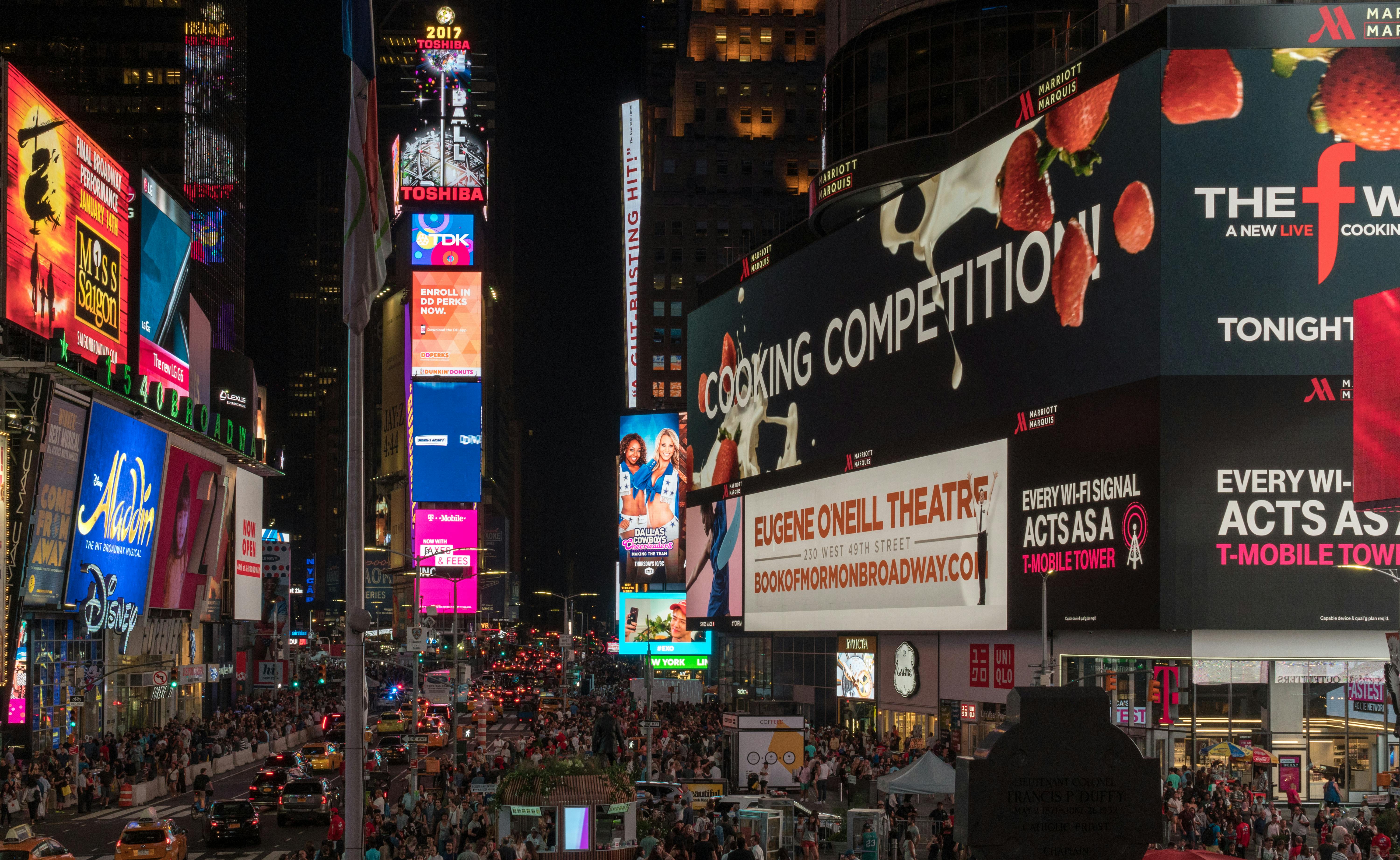 Maximizing Marketing ROI: Harnessing the Power of Data-Driven Marketing Analytics