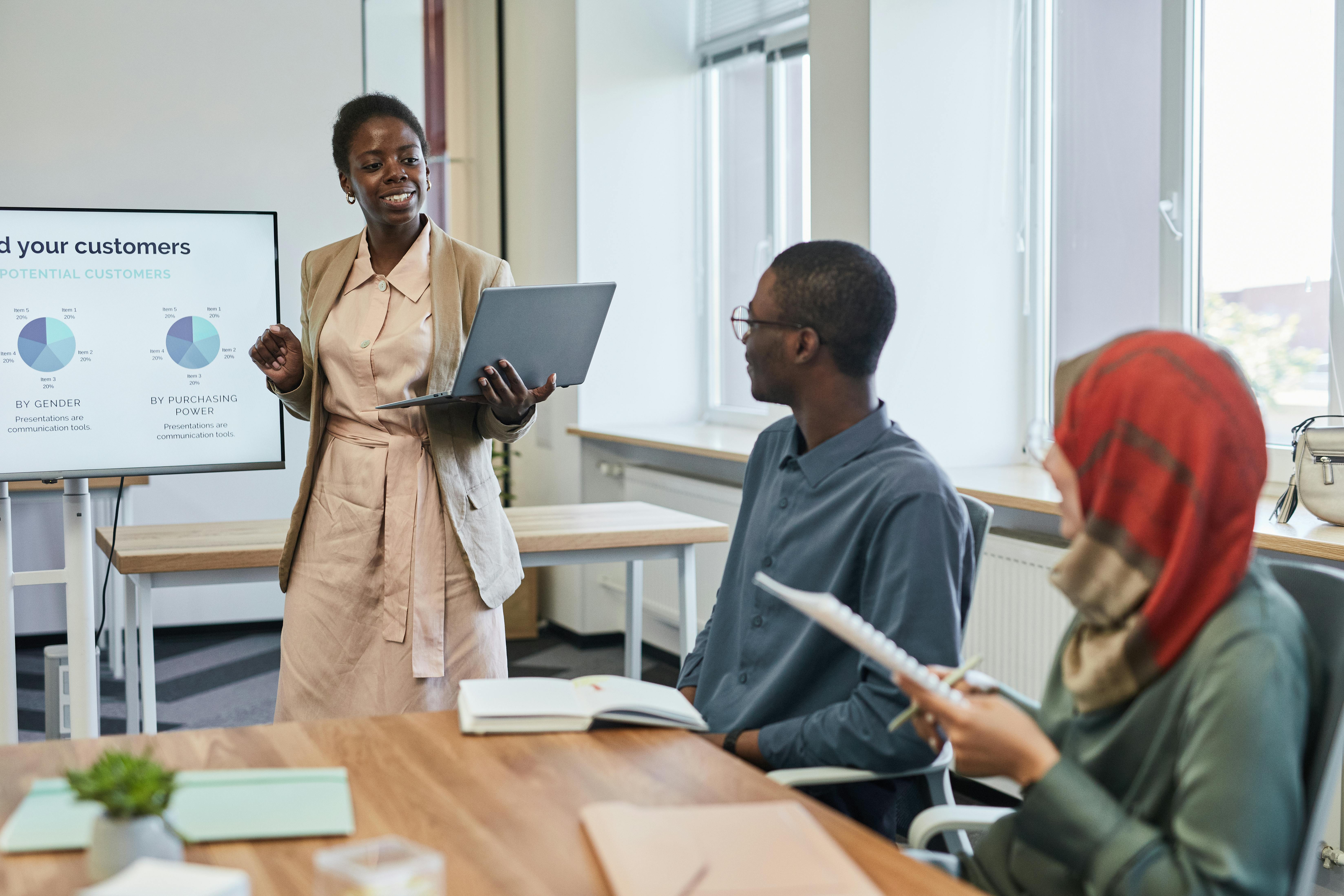 Reducing Customer Acquisition Costs: Maximizing ROI with Cost-Effective Strategies