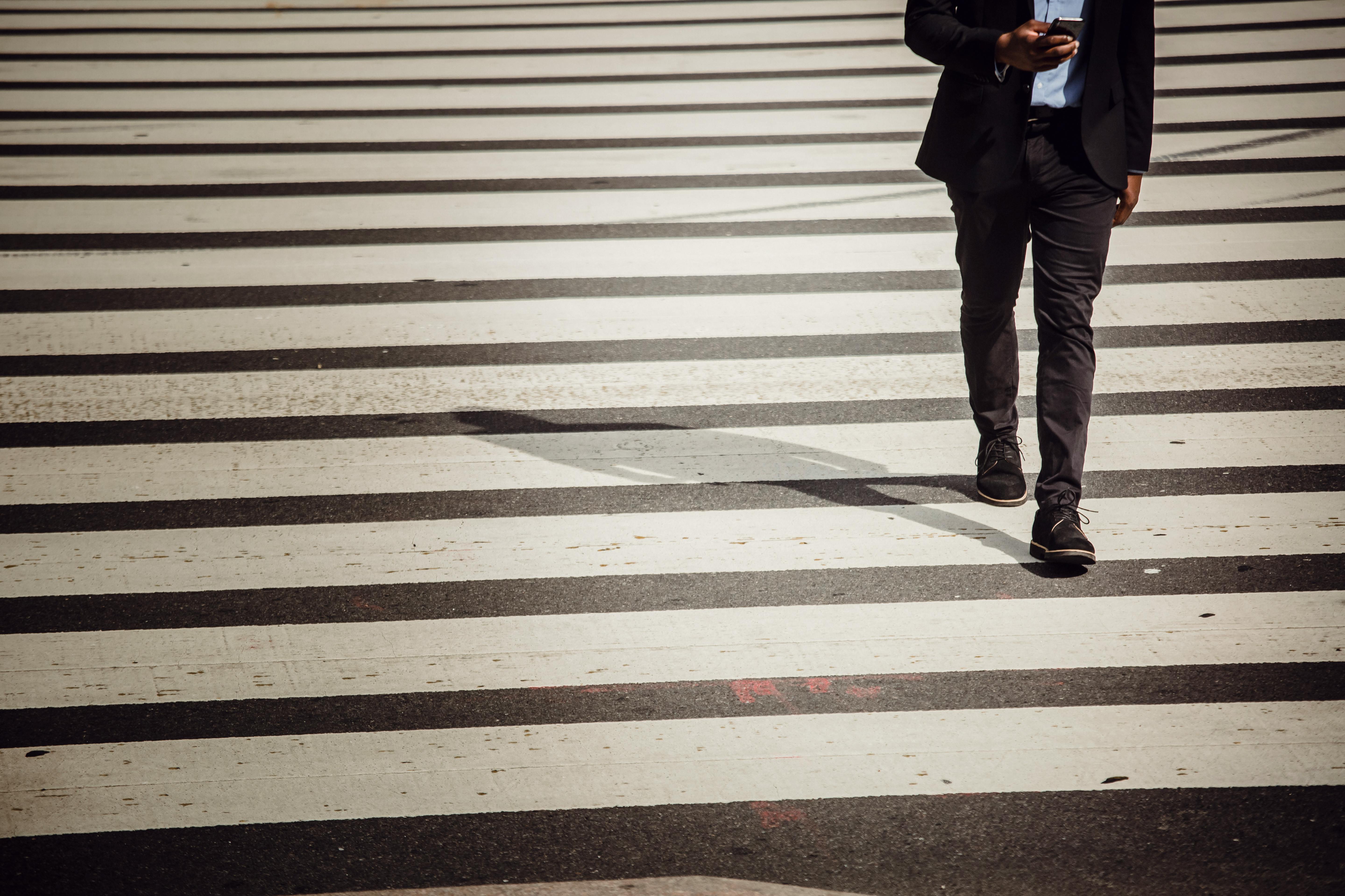 Adapting to Content Marketing Trends: Staying Ahead of the Curve