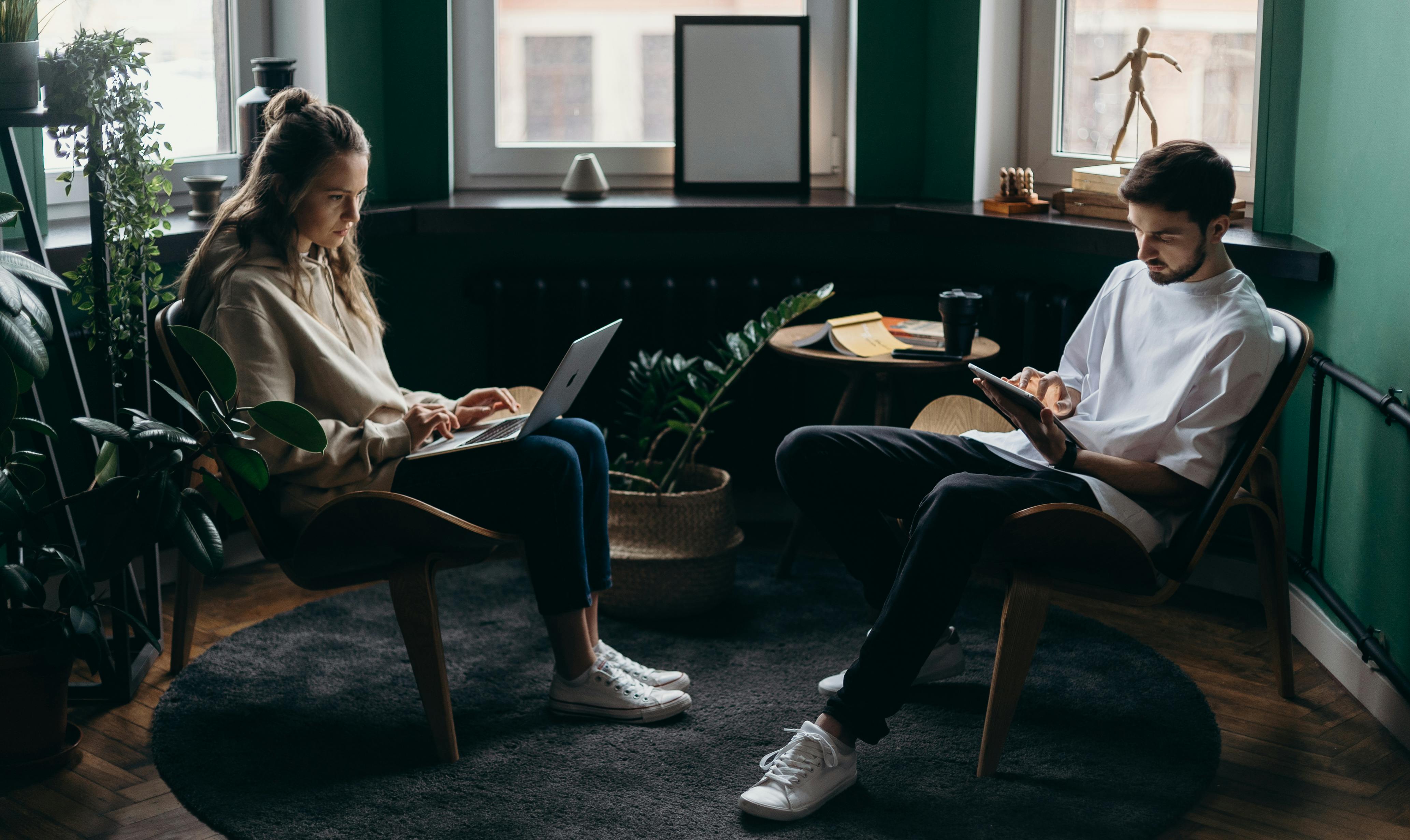 Maximizing Revenue with the Agency Model: A Guide for Marketing Directors