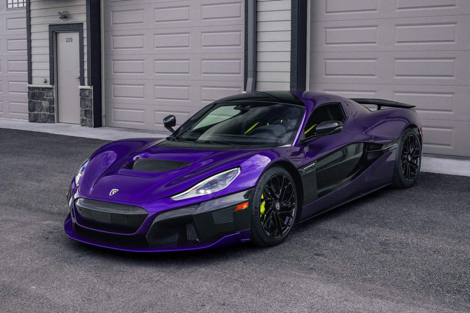 THE HAMILTON COLLECTION RENTALS