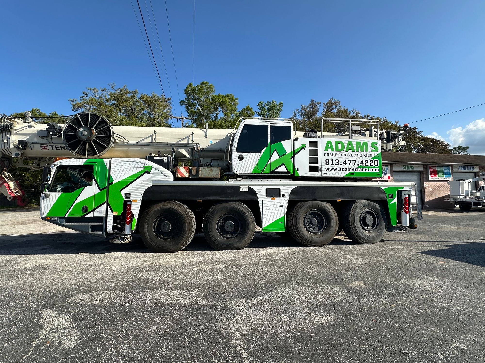 Adams Crane© 10-500 ton Crane Service - Fixed Rates, Done As Promised