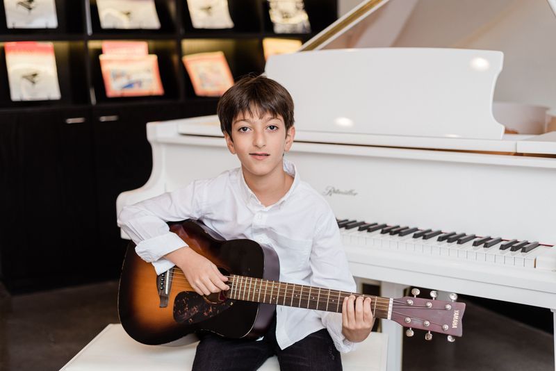 Angeles Academy of Music | Premier Music Lessons in Los Angeles