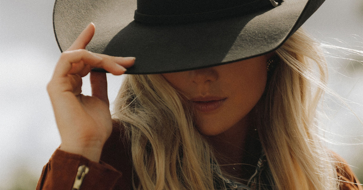 Sara Berki | Official Site
