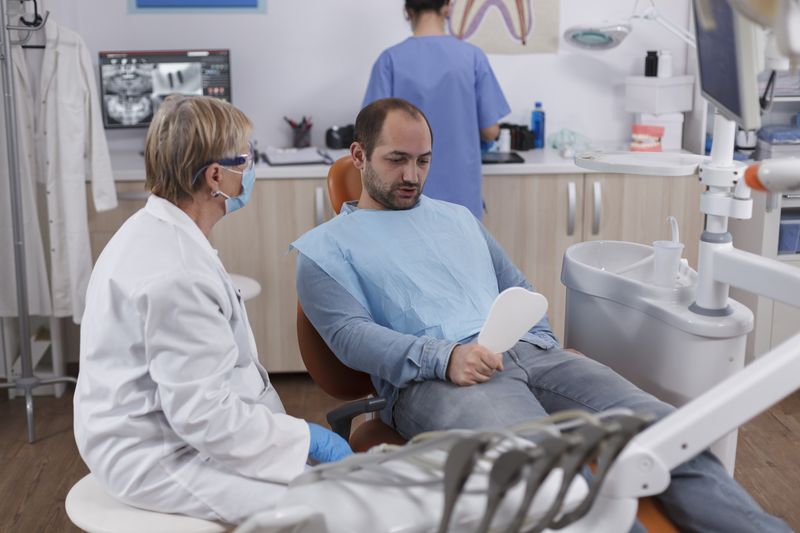 Invisalign Not Tracking Properly? Here's What to Do!