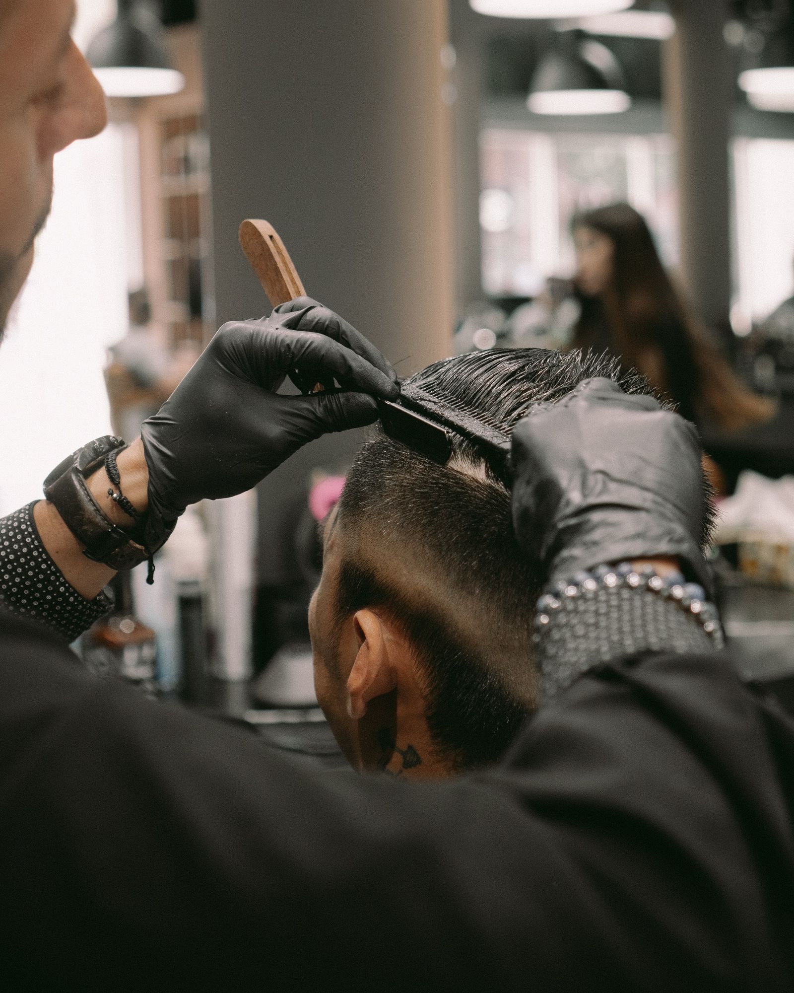How to Choose the Right Fade for Your Face Shape - Rendezvous Barbers