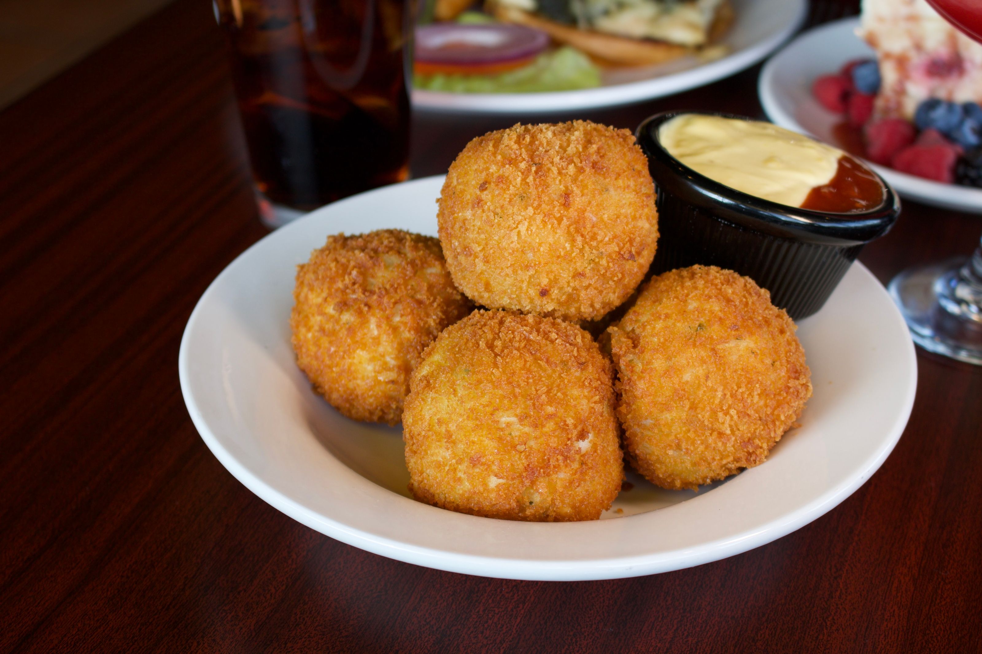 Home: Tin Roof Grill