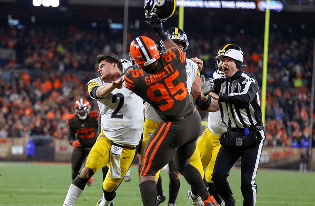 How Referees Manage Player Protests and On-Field Disputes in the NFL