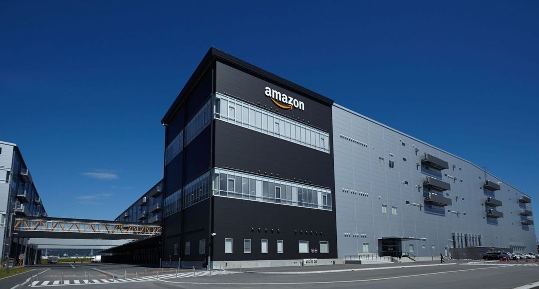 Amazon's New Warehouses Face Significant Challenges | iWeaver AI