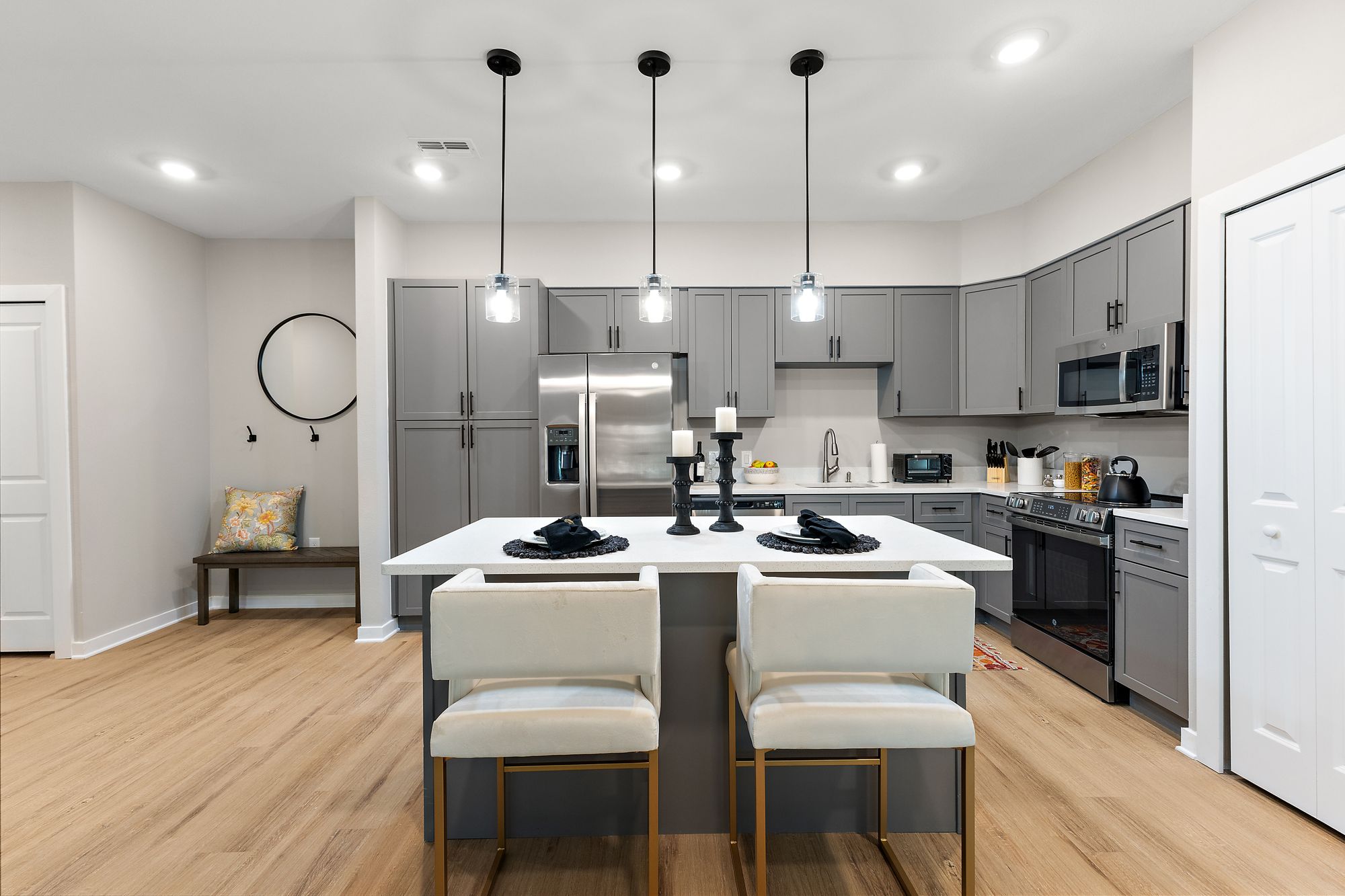 Luxury 1, 2, 3 Bed Apartments Wildwood FL | Magnolia at Powell