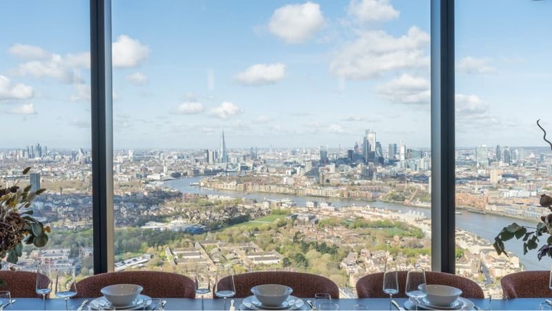 Views | Landmark Pinnacle